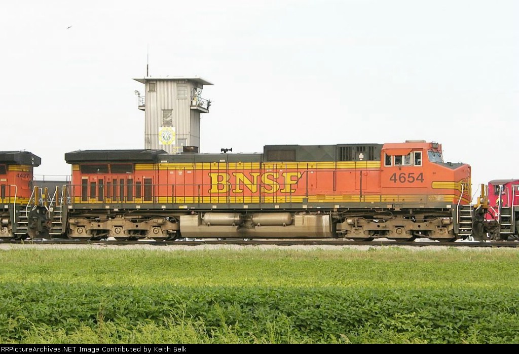 BNSF 4654